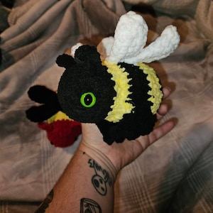 Busy Bumble Bee Crochet Pattern - Etsy