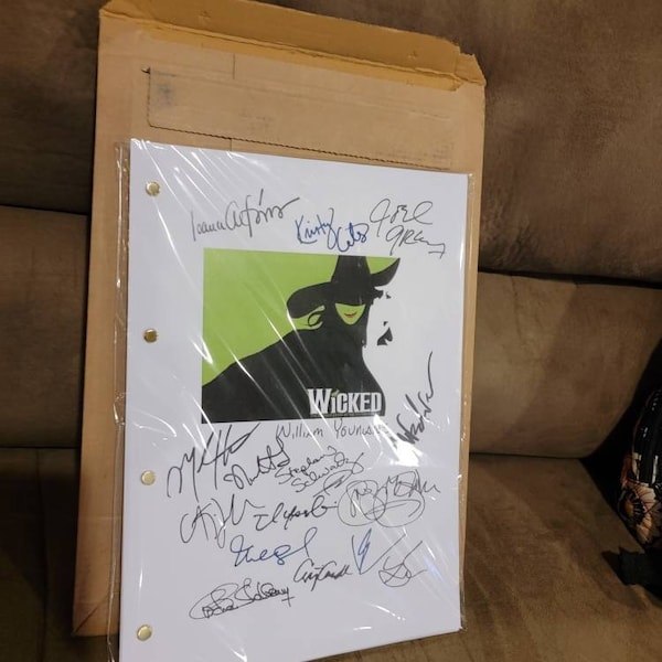 Wicked Broadway West End Musical Script With Signatures, Autographs ...