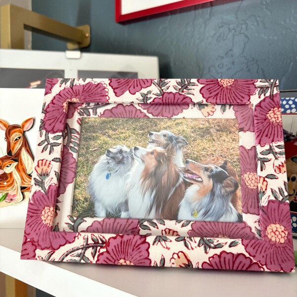 Pair of Square Fabric Wrapped Frames With Vintage Pear Illustrations, 9 ...