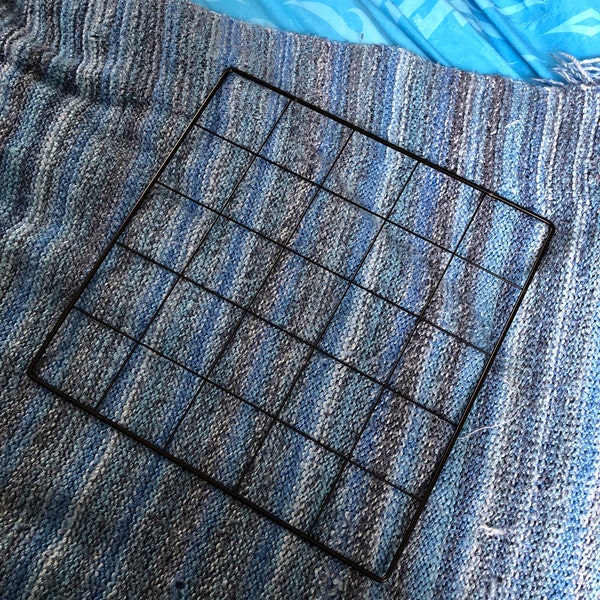 Wire Wall Grid Photo Display: Dorm Decor, Vision Board (14x14 Inches ...