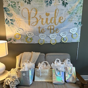 Mr and Mrs Custom Satin Pajamas, Groom and Bride Pajamas, Wedding Pjs ...