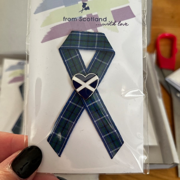 Saltire Heart Enamel Pin: Scottish St Andrews Flag Lapel Pin - Etsy
