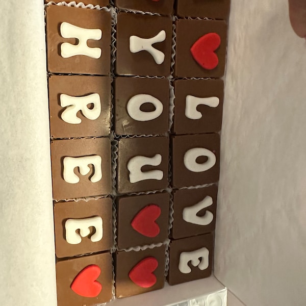 Diamond Shaped Chocolate Diamond Chocolate Giant Diamond Chocolate ...