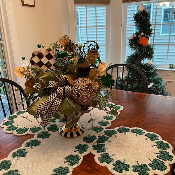 Handmade Table Runner, Clover Leaf / Shamrock Hand Beaded Runner, Green ...