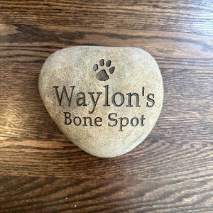 Personalized Pet Memorial Stone Pet Memorial Gift Natural River Rock ...