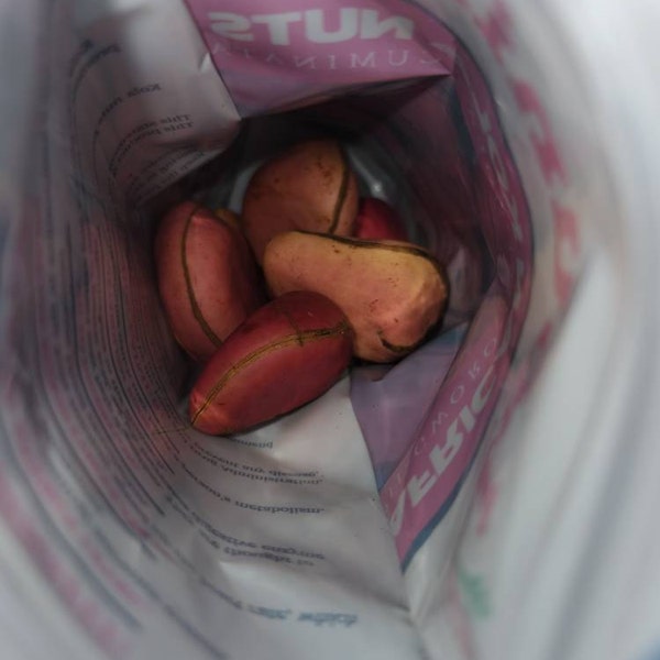 Kola Nuts 4/ 5/6 Lobes Pieces- 8 Oz / 220 Grams Cola Acuminata - Etsy