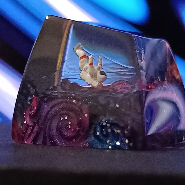 Astronaut Resin Artisan Keycap, Galaxy Spacebar Keycaps, Interstellar ...