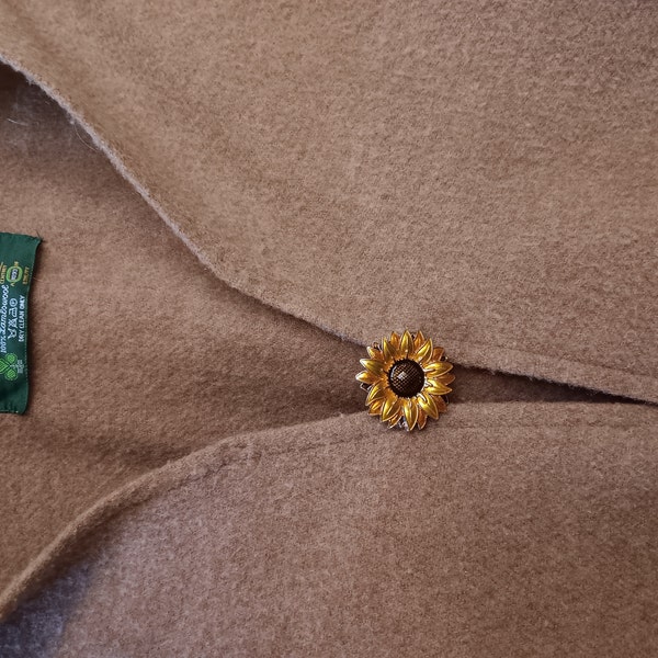 Dress Clips Gold Knot Waist Clip Cardigan Clip Floral Sweater Clip ...