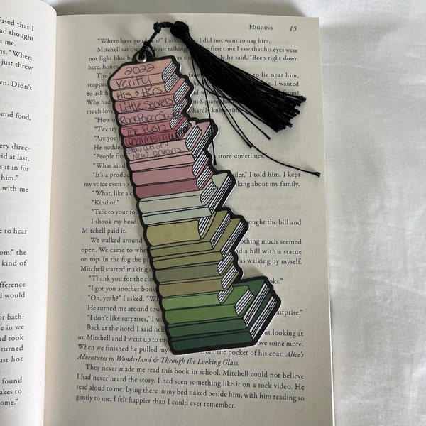 Cute Bookmark Tracker, Bookstack, Double Sided, 42 Books to Fill In ...