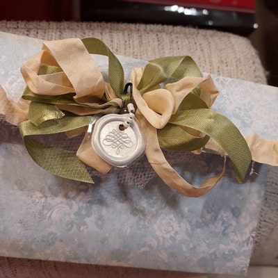 Scrunched Crinkled Chalk White Seam Binding 1/2 Inch Wide 5 Yards Scrap ...