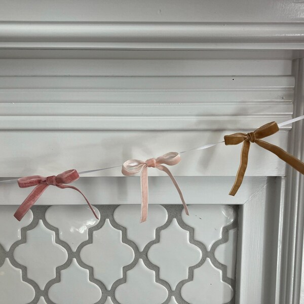 Narrow Velvet Bow Streamer Garland Ribbon Bow Color Gradient Room Decor ...