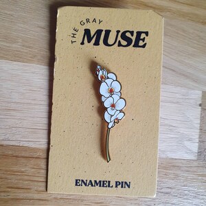 White Orchid Floral Enamel Pin, White Flowers Gift, Flower Lover Pin ...