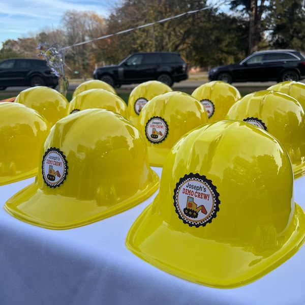 Personalized Movie Themed Party Cups With Striped Straws and Lids ...