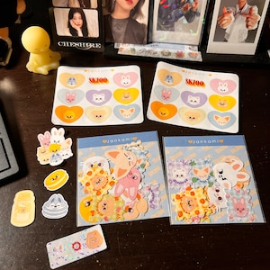 Stray Kids SZKOO Sticker Flakes 16 Flakes & SKZOO Heart Sticker Sheet k ...