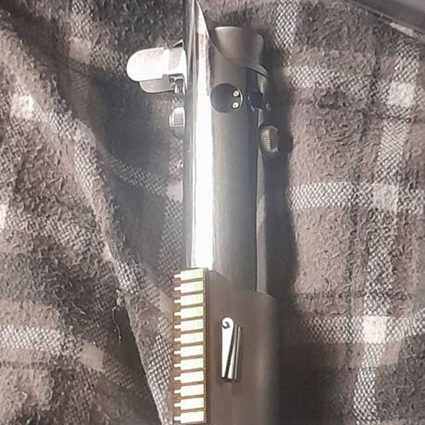 Terminator Prop T-800 CPU Brain Chip' in Display Case - Etsy UK