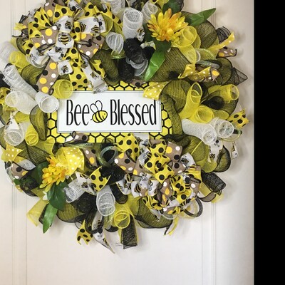 Bee Blessed Bumble Bee Honeycomb Sign for Wreaths With Two Bees - Etsy
