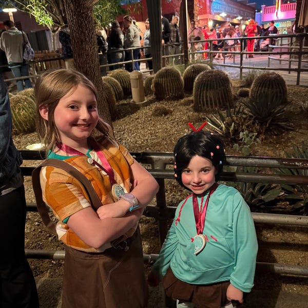 Wreck It Ralph Medal of Hero's - Etsy