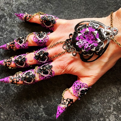 Gothic Claws Full Hand Piece Halloween Black and Purple Goth Jewellery ...