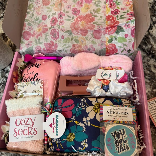 First Period Kit for Girls Tween 1st Period Starter Kit Period Box ...