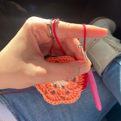 Yarn Tension Ring for Knitting or Crochet Adjustable Yarn Guide ...