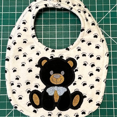 Baby Bear Applique Embroidery Design, Animal Embroidery Design, Machine ...