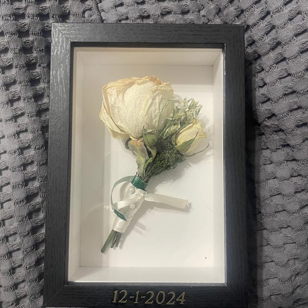 Pressed Flower Frame Botanical Art Frame Gift for Her Gift for Mom Real ...