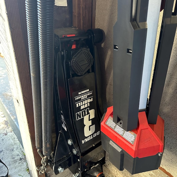 Universal Floor Jack Wall Mount – Garage Storage Bracket for 1.5 to 2.5 ...