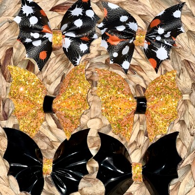 Classic Bat Pinch Hair Bow SVG Halloween Bow Template Bat Wings Bow SVG ...