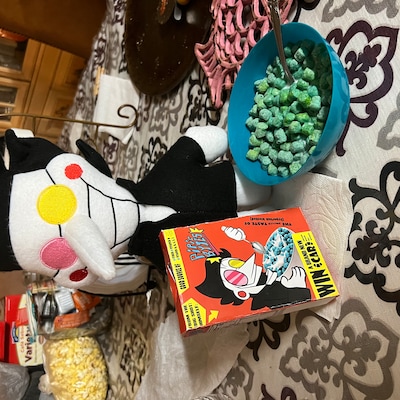 DELTARUNE Spamton Worm From the String - Etsy