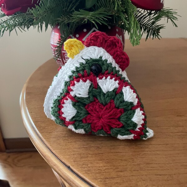 Granny Square Chicken Crochet Pattern · DIY Yarn Fiber Art Tutorial ...