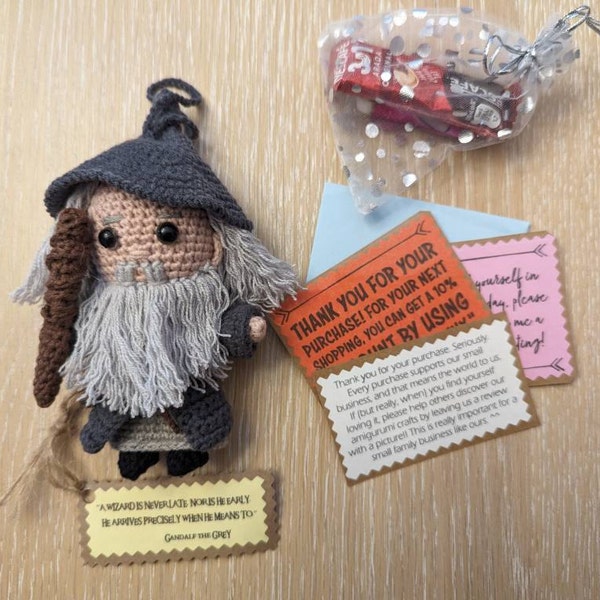 Sigmund Freud Amigurumi Bookshelf Decor, Handknitted Academician Doll ...