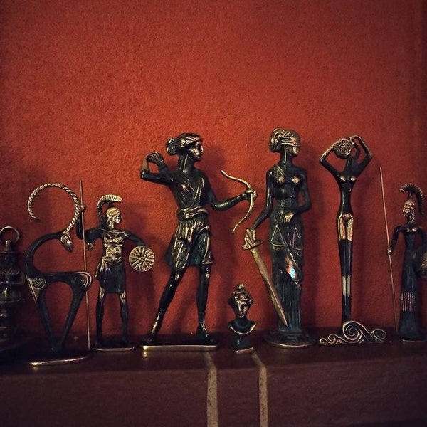 Personalized Bronze Paperweight Gift,office Decor, Clay Pigeon ...