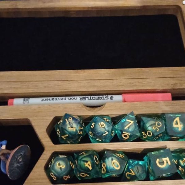 Dungeons Box™ D&D Dice Box – USA Made | Handmade Hero Dice Vault ...