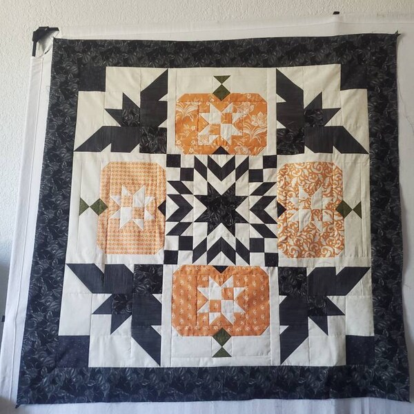 Labyrinth Walk Quilt Pattern Signed by the Guilty Quilter - Etsy