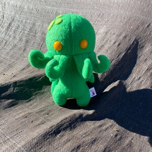 Gleiglop SQUISHY ALIEN PLUSHIE - Etsy