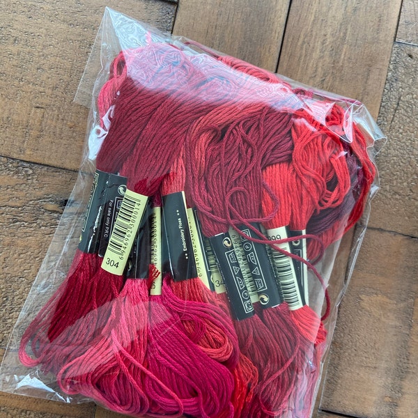 DMC 24 Skeins Pack Shades of Red Red Thread Pack of 24 - Etsy