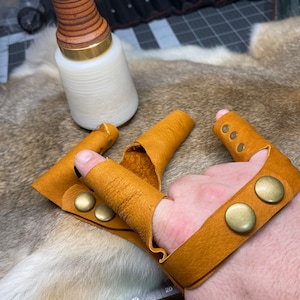 Hand Stitching Finger Guard PDF Pattern Leather Finger Protectors ...