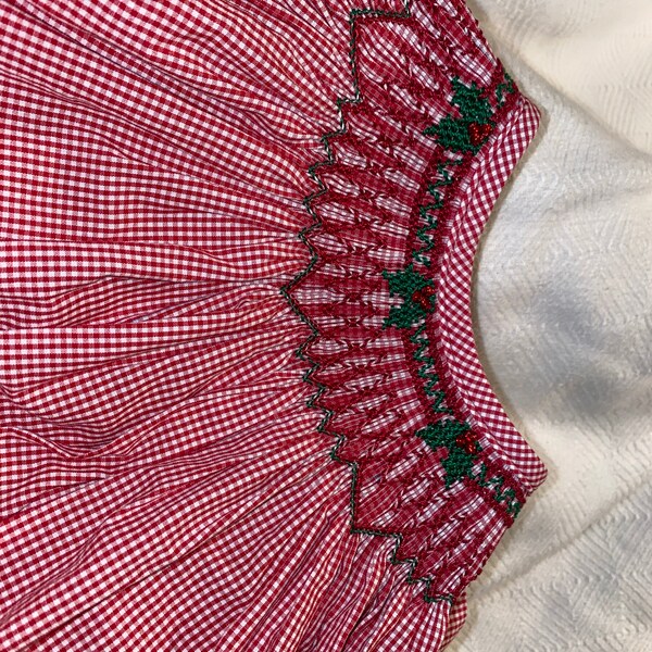 Holly Berry Bishop Smocking Plate - Christmas Pattern (paper Pattern ...