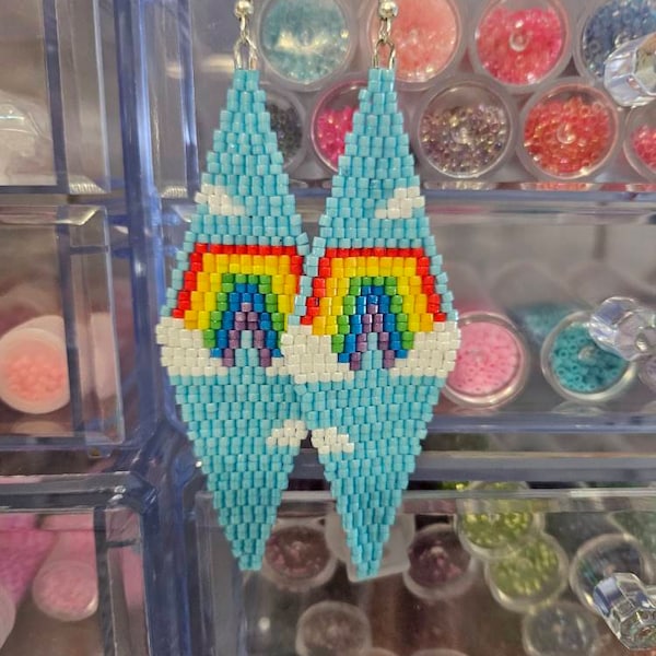 Emperor Moth Pattern, Beaded Tapestry, Peach Blossom Moth, Tapestry ...