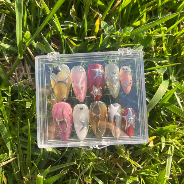 3D Freestyle Almond Goth Press on Nails, Handpainted Luxury Acrylic ...