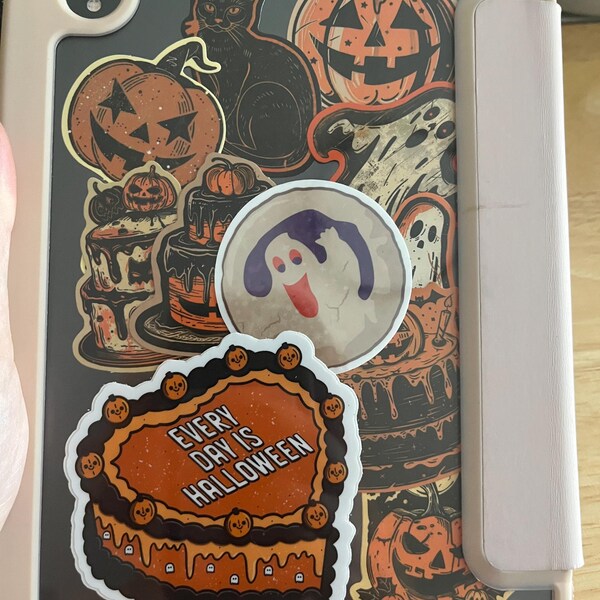 Y2K Music Player Holographic Sticker, Nostalgic Y2K Sticker, Cute Y2K ...