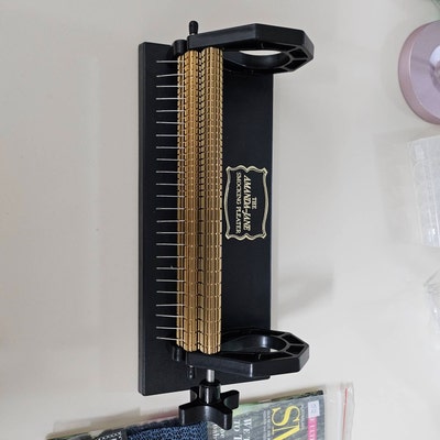Sally Stanley Smocking Pleater Machine With Needles 24 Row Pleating ...