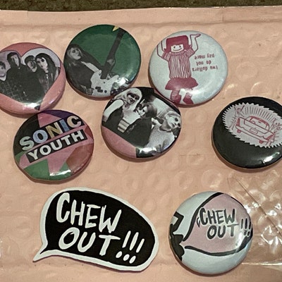 Heads up PINBACK BUTTON SET funny Weird Retro Vintage Reproduction - Etsy