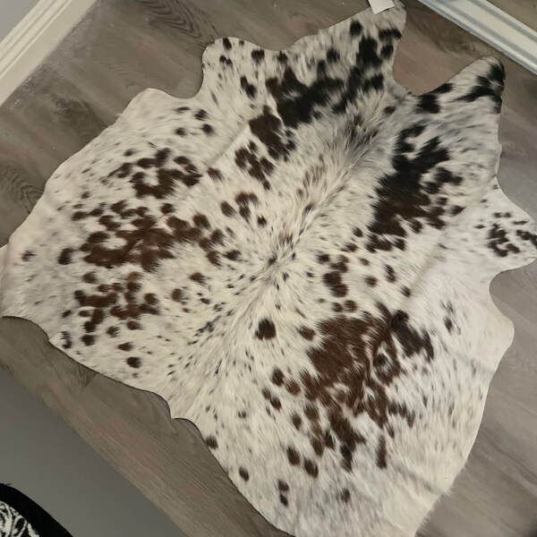 Amazing Tricolor Cowhide Rug Small Tricolor Cow Skin Rug Small Cow Hide ...