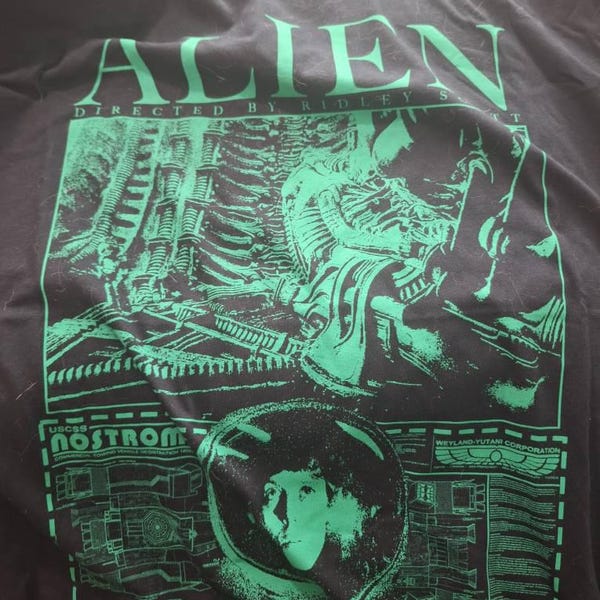 RIDLEY SCOTT'S ALIEN Sci Fi / Horror Film Shirt - Etsy
