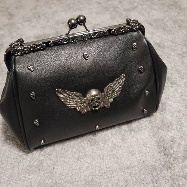 GOTHX Black Vegan Leather Oversized Handbag With Winged Skull - Vintage ...