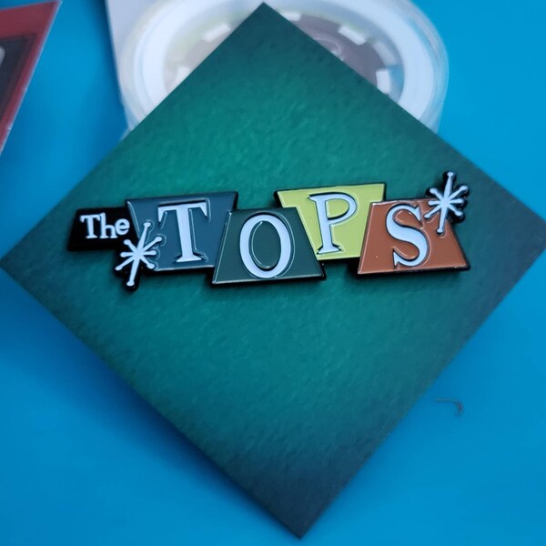 Fallout Enamel Pins - Fallout 2 3 4 New Vegas Shelter 76 - the Topps ...