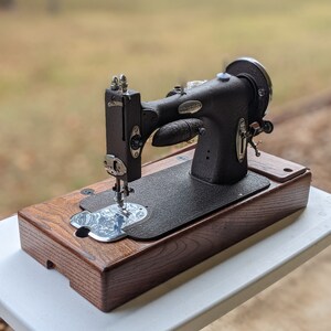 1930 Singer Model 101 Sewing Machine Documented New Finish | Etsy