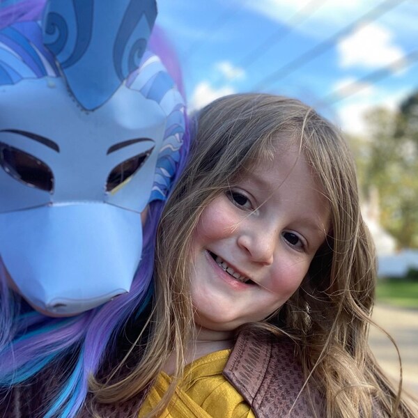 Coloring Mask > 3 Printable Dragon Masks, 1 Black and White Mask to ...