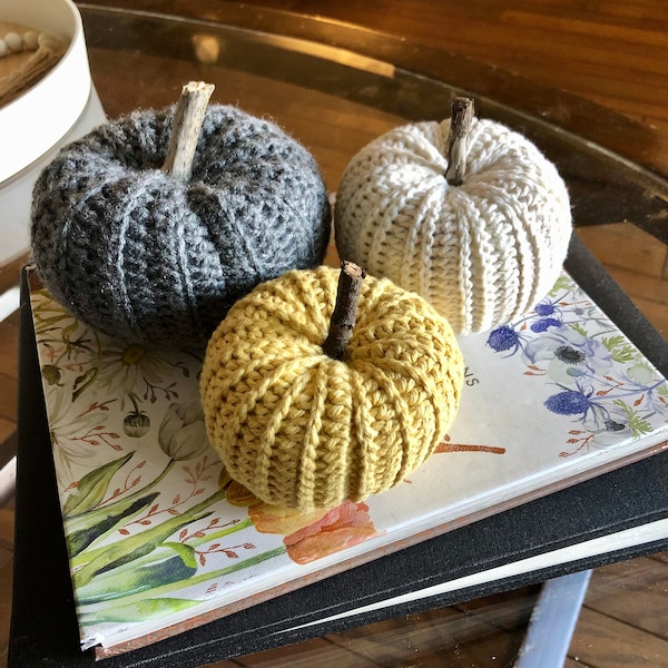 Fall Crochet Pattern for Three Harvest Pumpkins - Etsy